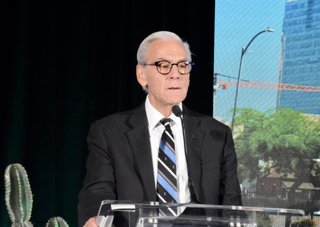 HOWIE LONG IS HONORED WITH THE PAT SUMMERALL AWARD @SUPER BOWL 57 WEEK ...